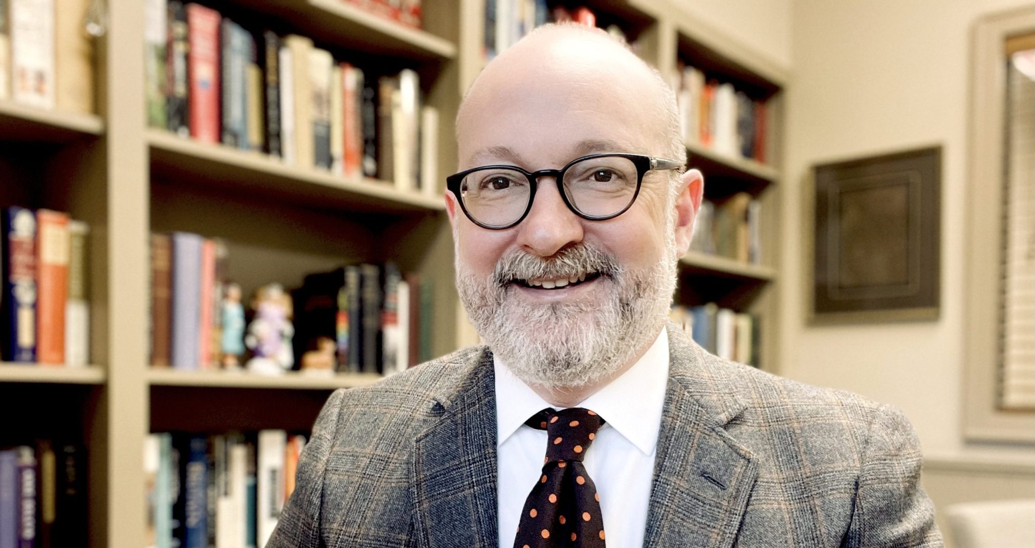 Bibbee named Humanities and Fine Arts dean